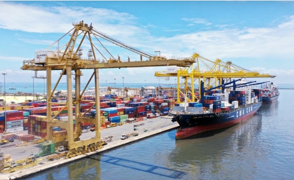 A la Une - Port autonome de Dakar : La société STN met fin à 75 ans de ...